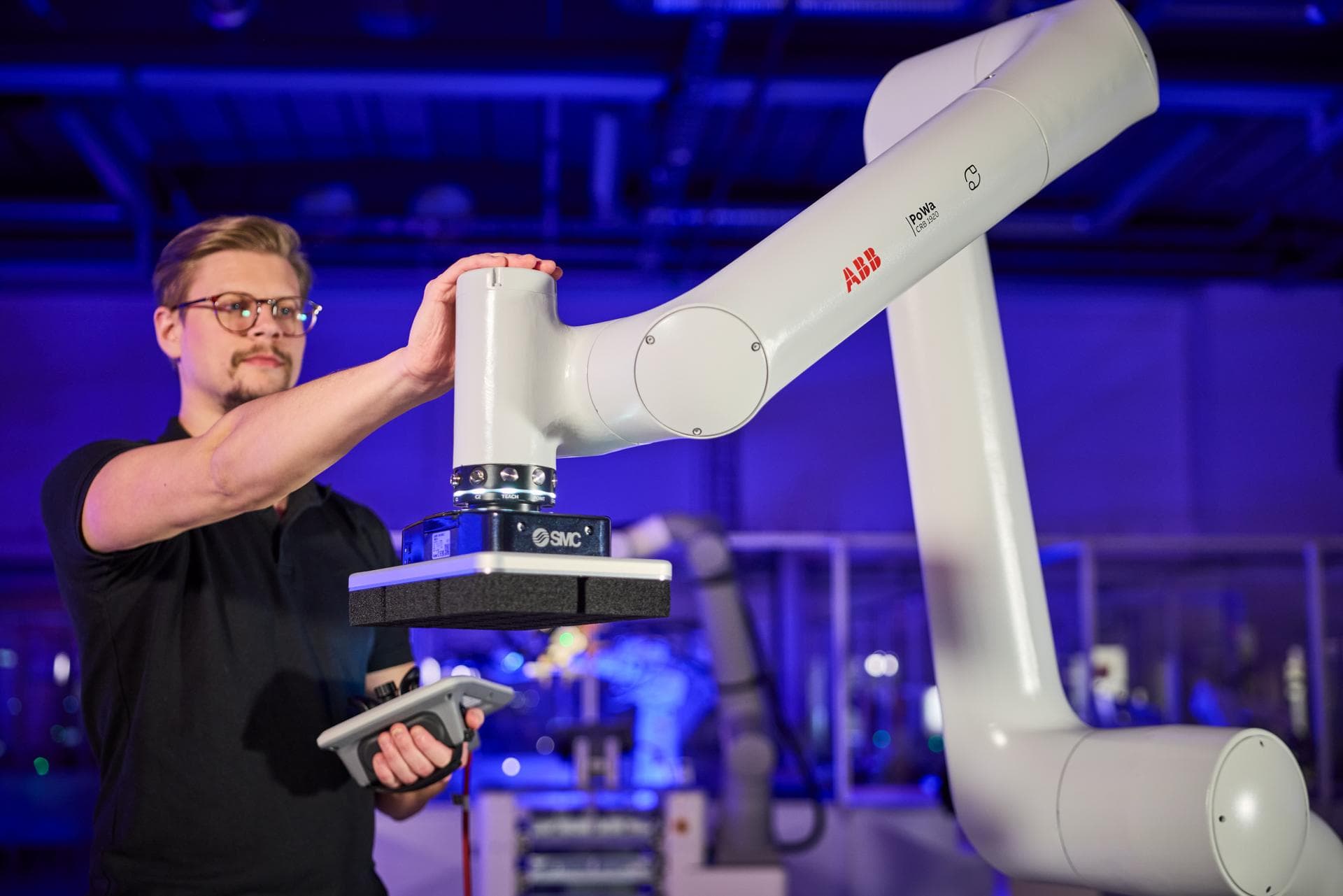 Improve your production process with ABB cobots - ABB